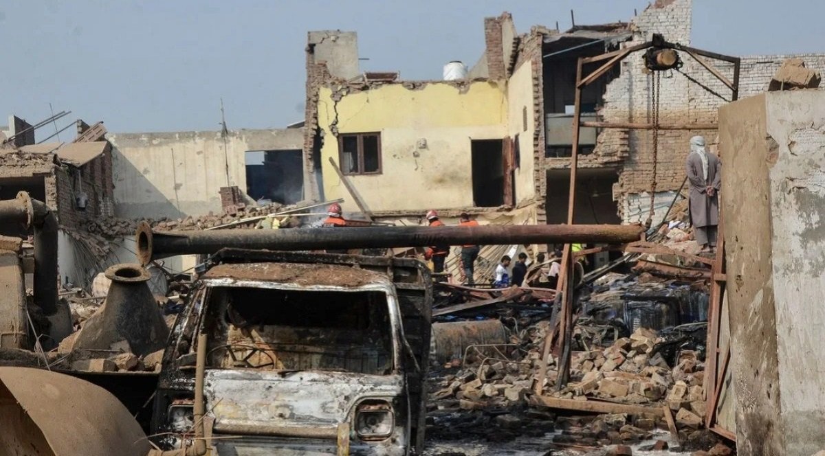 Earthquake in Bangladesh and Factory Explosion in Pakistan - Itanagar Times